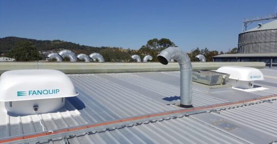 Industrial roof fans | Vertical, profile & curb base hooded roof fans